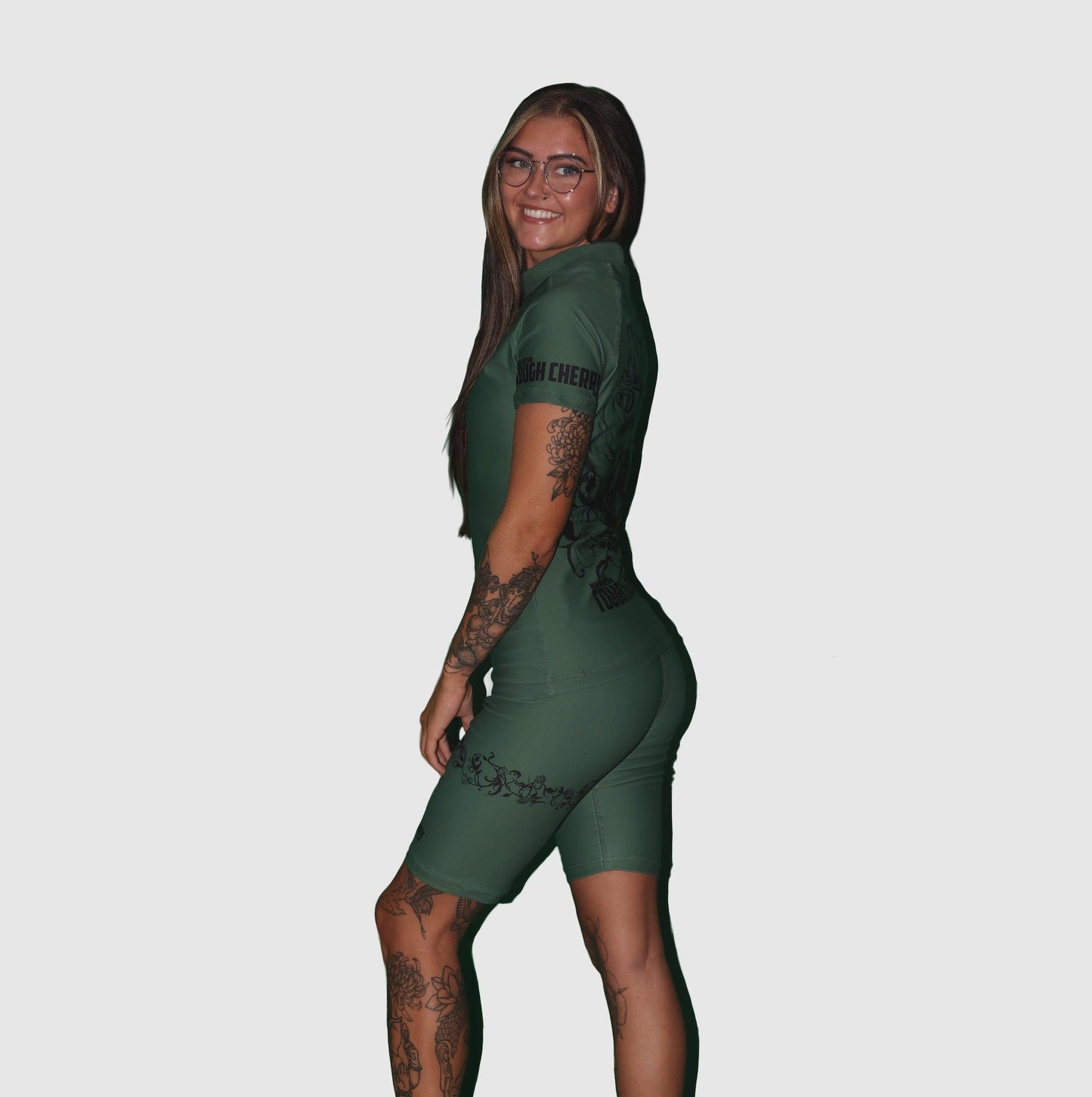 Yorkshire Wolf Rash Guard – Tough Cherry